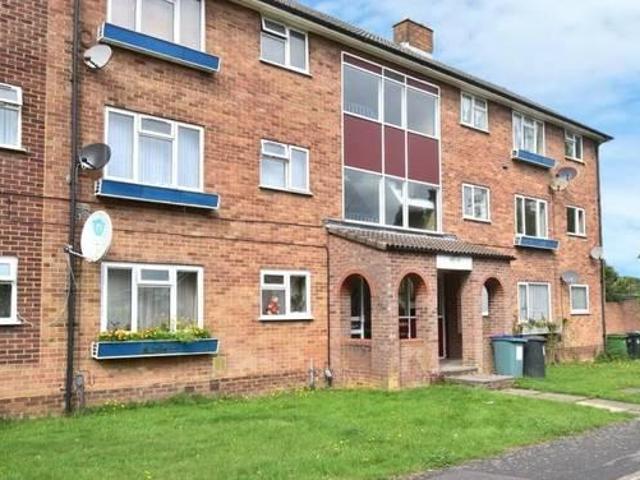 2 bedroom apartment for rent in St Peters Road Basingstoke RG22