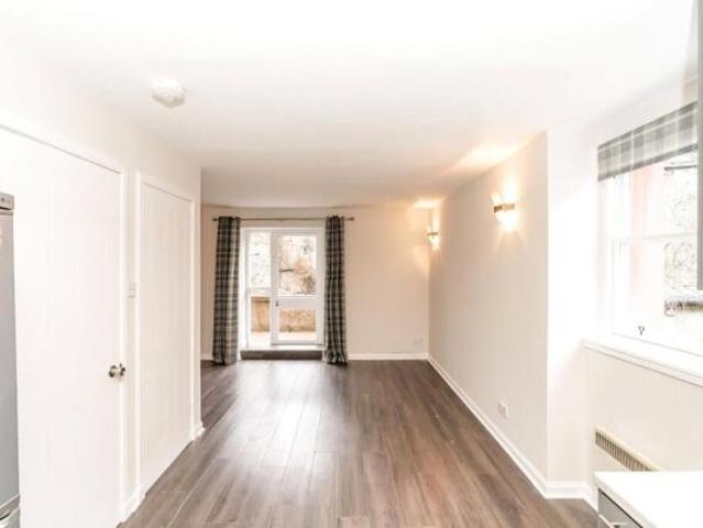 2 bedroom apartment for rent in St Stephen Street, Edinburgh, Midlothian, EH3