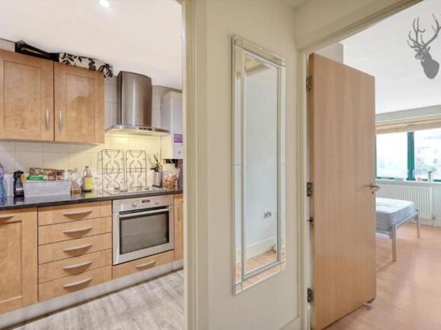 2 bedroom apartment for rent in Stainsby Road, London E14