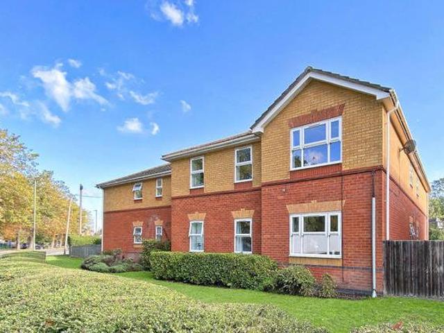 2 bedroom apartment for rent in Star Lane Ash GU12