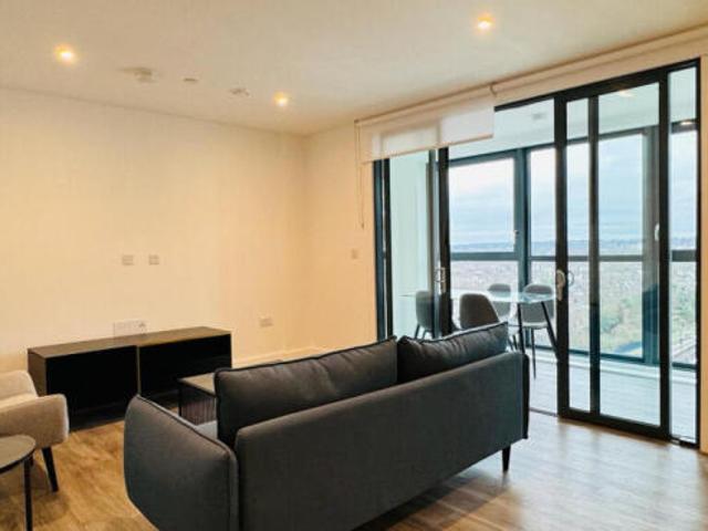 2 bedroom apartment for rent in Station Road, Croydon, CR0