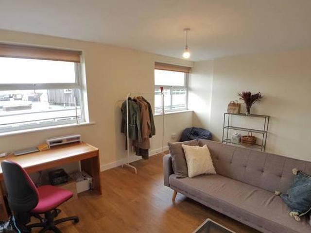 2 bedroom apartment for rent in Station Road Kenilworth CV8