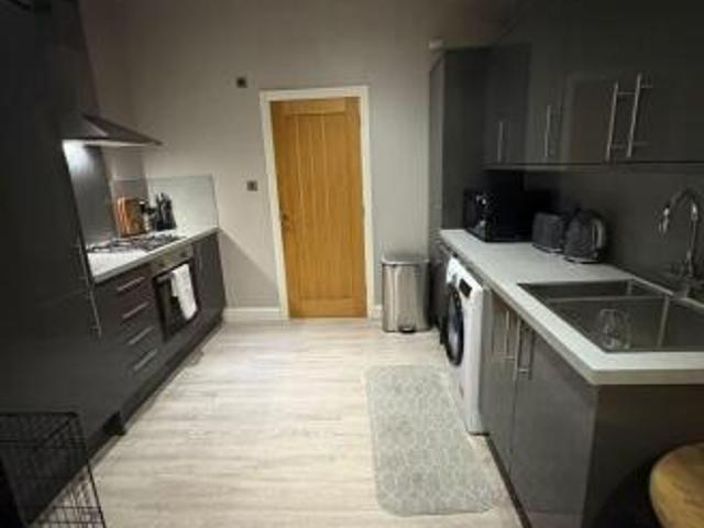 2 bedroom apartment for rent in Station Road, London, E4