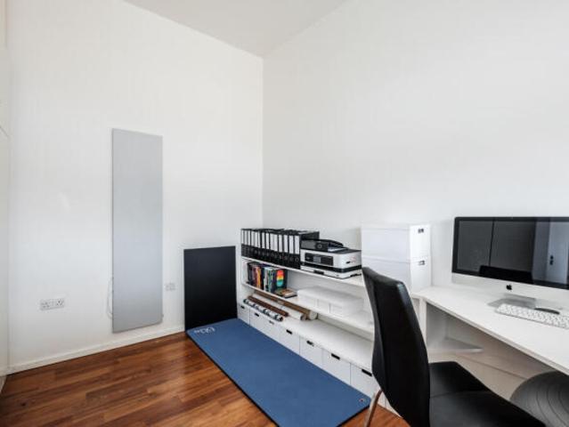 2 bedroom apartment for rent in Stepney City Apartments, Whitechapel, E1