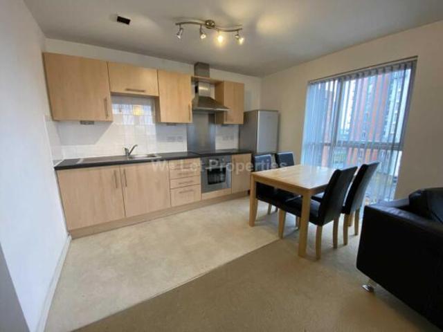 2 bedroom apartment for rent in Stillwater Drive, Sportcity, M11