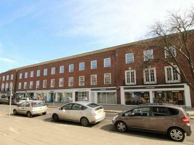 2 bedroom apartment for rent in Stonehills House Welwyn Garden City AL8