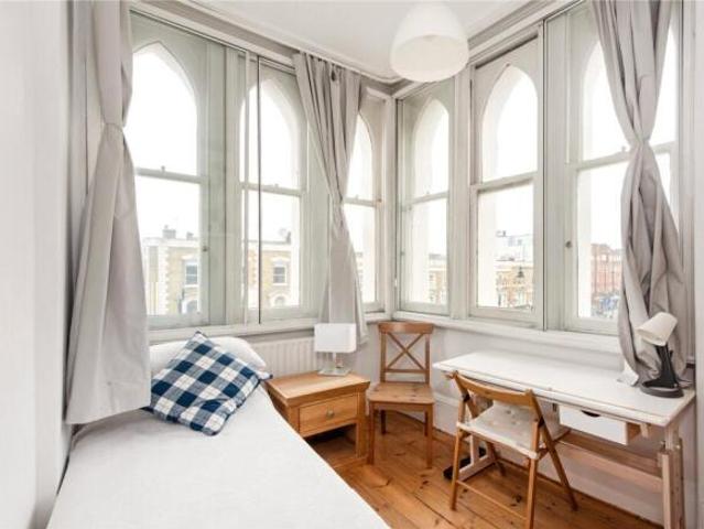 2 bedroom apartment for rent in Stoke Newington Road, London, N16