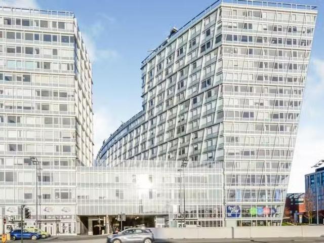 2 bedroom apartment for rent in Strand Street, Liverpool, Mers.