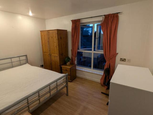 2 bedroom apartment for rent in Stretford Road, Hulme, Manchester. M15 5TQ, M15