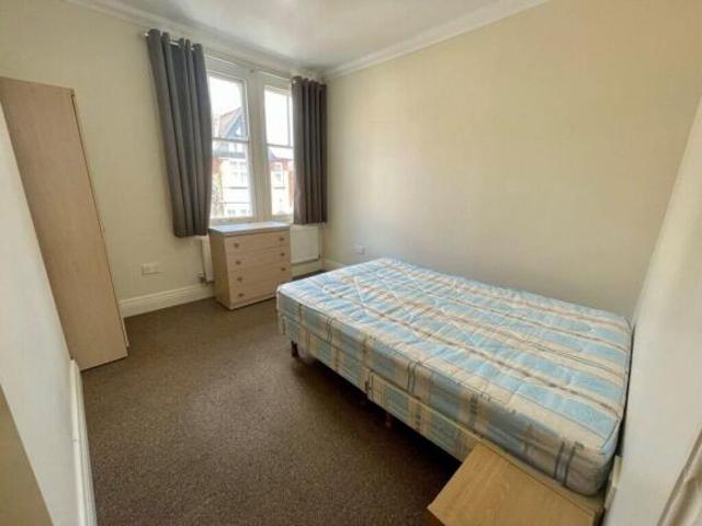 2 bedroom apartment for rent in Stretton Road, Leicester LE3 6BN, LE3
