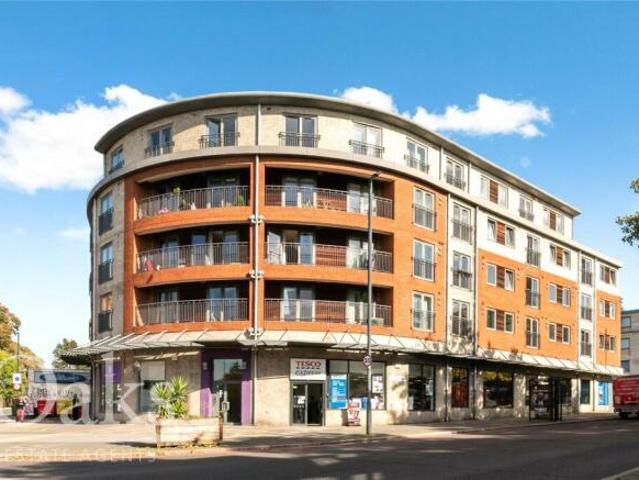 2 bedroom apartment for rent in Streatham Place, Streatham Hill, SW2