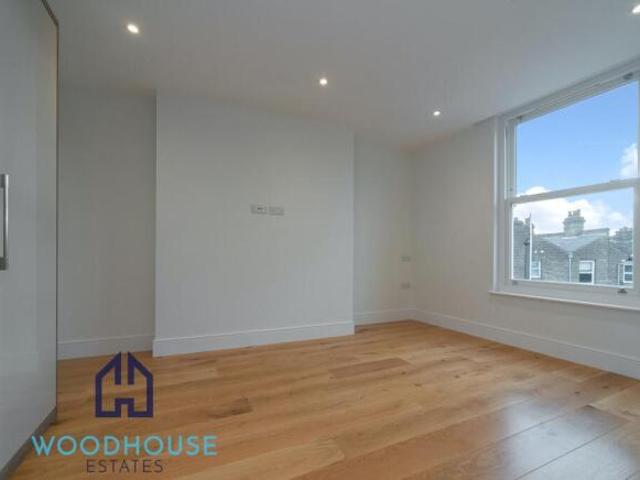 2 bedroom apartment for rent in Streatley Road, Brent, London, NW6