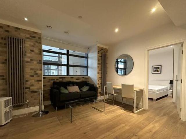 2 Bedroom Apartment For Rent In Street, London