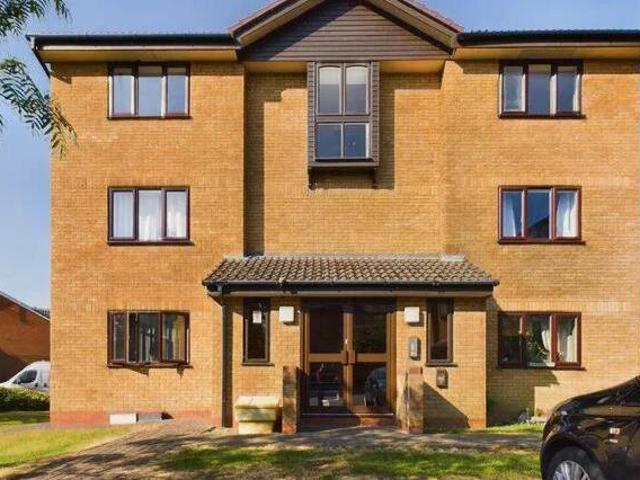 2 Bedroom Apartment For Rent In Stukeley Meadows