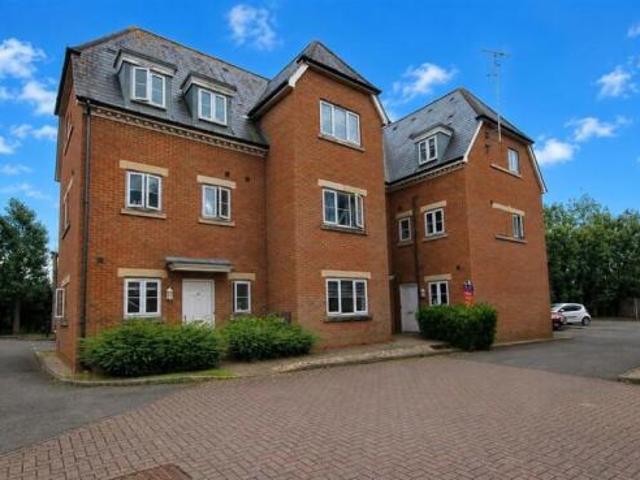 2 bedroom apartment for rent in Sullivan Close, Canterbury, CT1