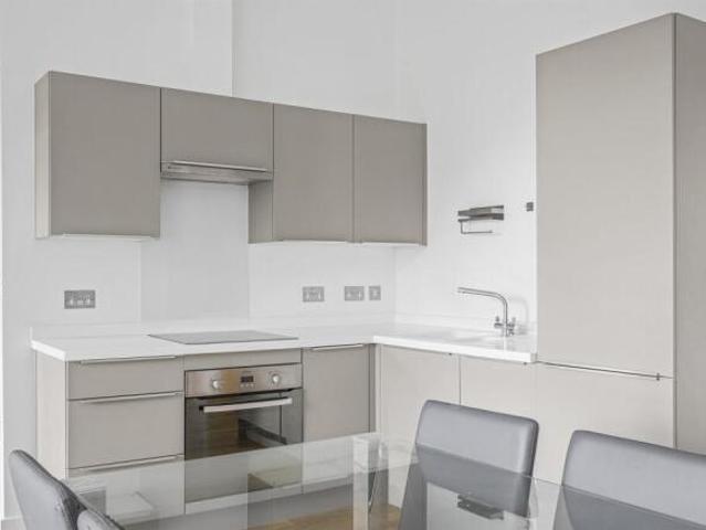 2 bedroom apartment for rent in Summit House, 49 51 Greyfriars Road, Reading, RG1