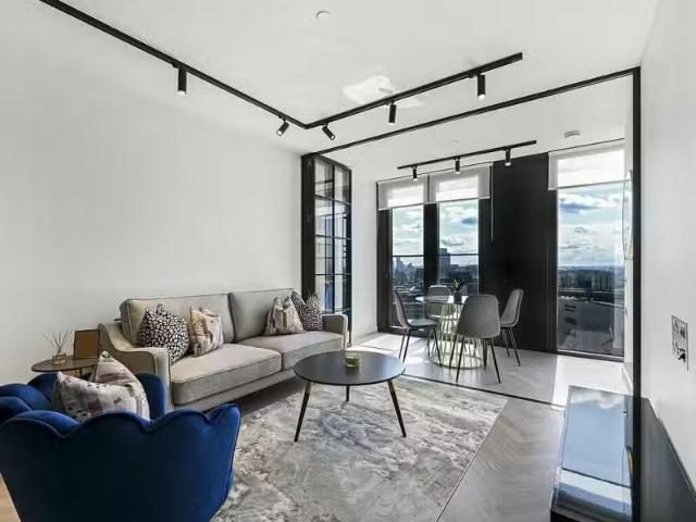 2 bedroom apartment for rent in Sun Street, Hackney, EC2A