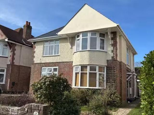 2 bedroom apartment for rent in Sunnylands Avenue, BH6