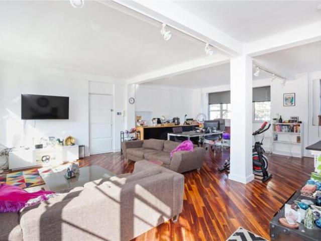 2 bedroom apartment for rent in Sunlight Square, London, E2