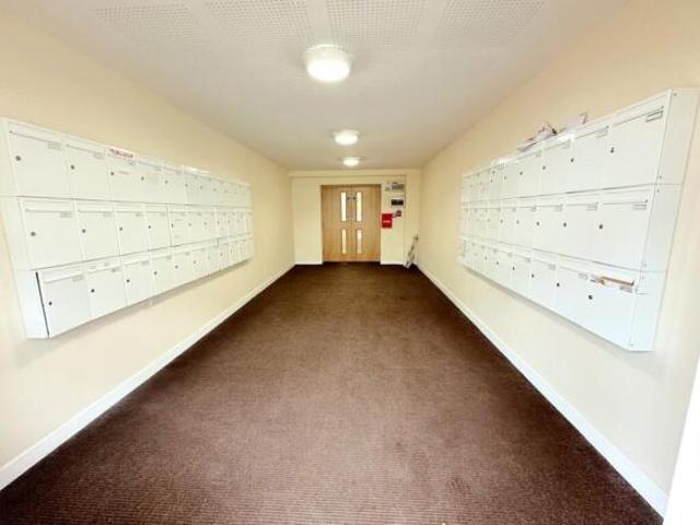 2 bedroom apartment for rent in Susans Road, Eastbourne, BN21
