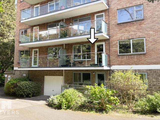 2 bedroom apartment for rent in Surrey Road, Bournemouth, BH4 9, BH4