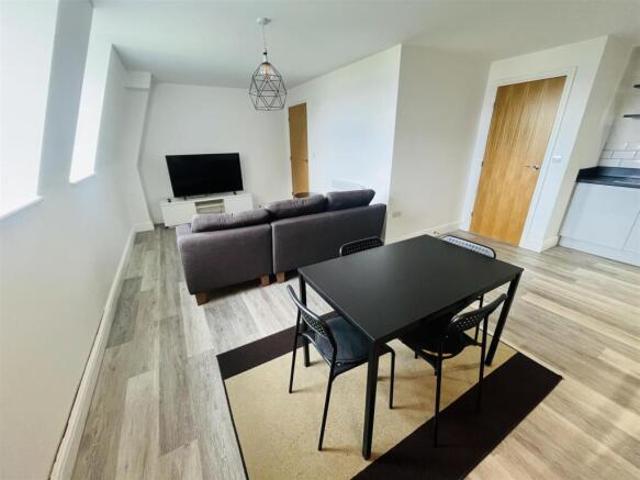 2 bedroom apartment for rent in Surrey Street, Trelawny House Surrey Street, BS2