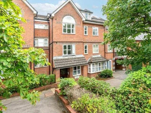 2 Bedroom Apartment For Rent In Sutton, Surrey