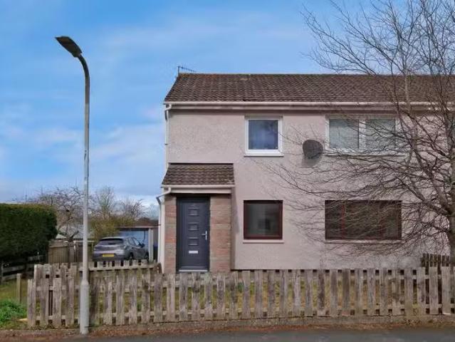 2 bedroom apartment for rent in Swan Road, Ground Floor, AB41