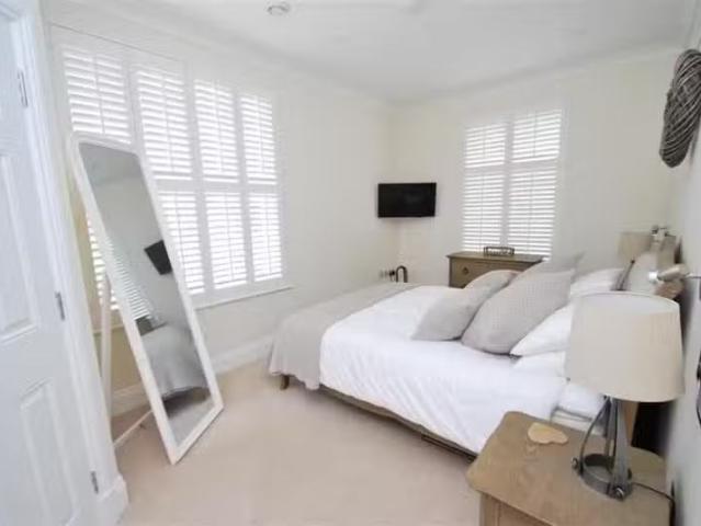 2 bedroom apartment for rent in Sydney Place, Bath, BA2