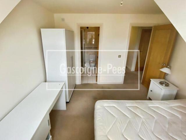 2 bedroom apartment for rent in Sydenham Road, Guildford, GU1