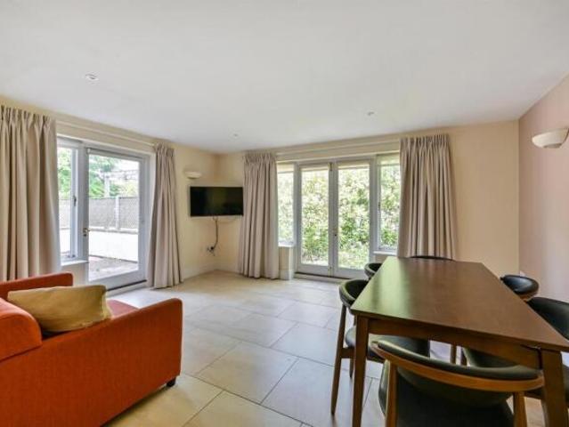 2 bedroom apartment for rent in Saco House, 2 10, Castle Crescent, Reading, RG1