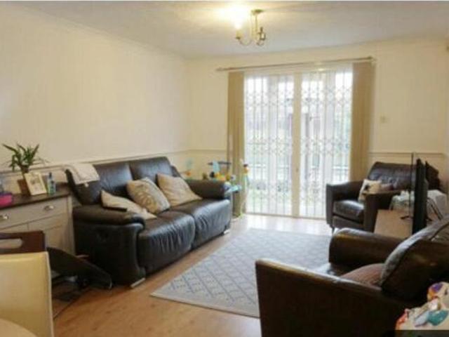 2 Bedroom Apartment For Rent In Salford