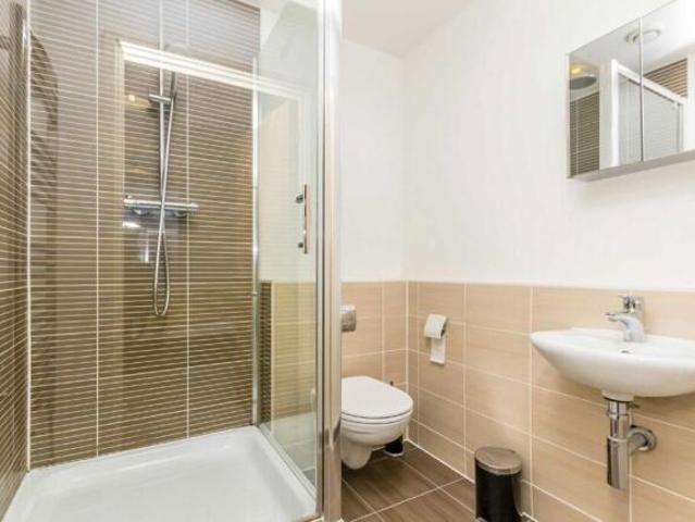 2 bedroom apartment for rent in Salton Square, London, E14 7GJ, E14