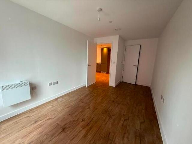 2 bedroom apartment for rent in Saxton Lane, Leeds, West Yorkshire, LS9