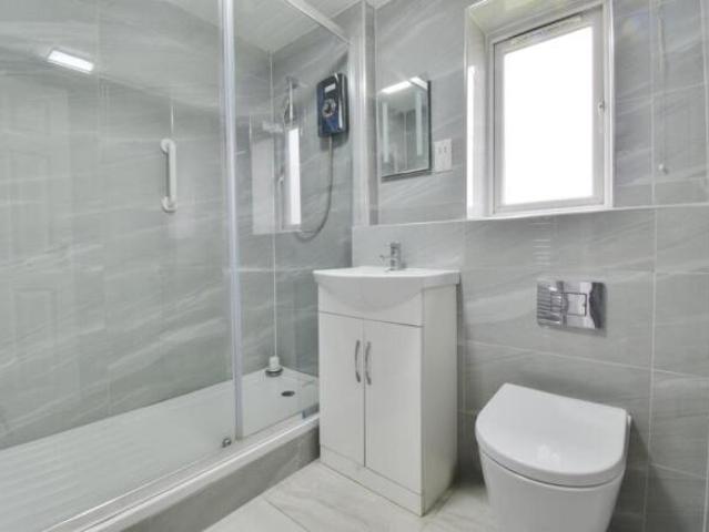 2 bedroom apartment for rent in Scammell Way, Watford, Hertfordshire, WD18