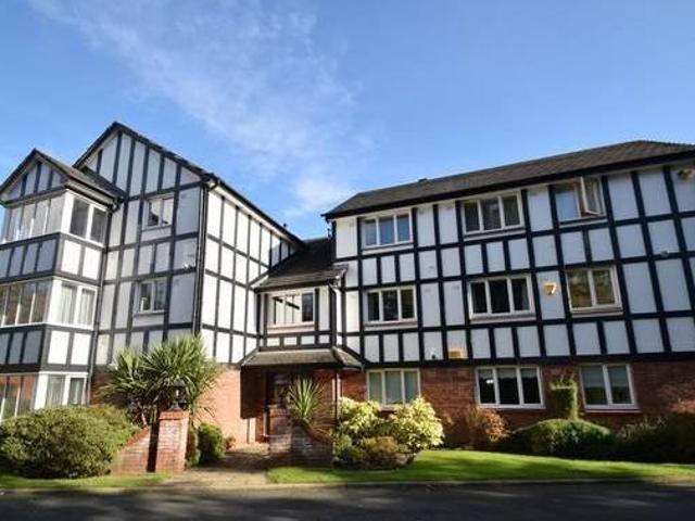 2 bedroom apartment for rent in Schools Hill Cheadle SK8