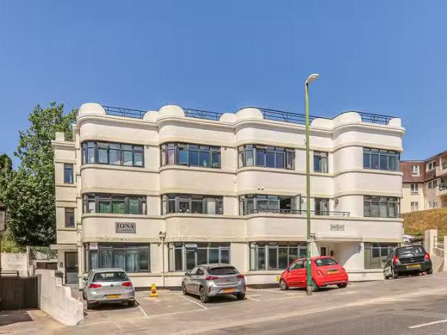 2 bedroom apartment for rent in Sea Road, Bournemouth, BH5