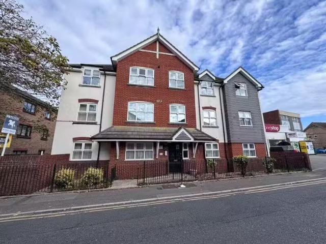 2 bedroom apartment for rent in Seabourne Road, Bournemouth, BH5