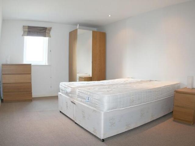 2 bedroom apartment for rent in Sedgewick Court, Grand Central, WA2