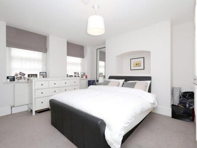 2 bedroom apartment for rent in Seymour Street, Marylebone, London, W1H