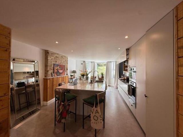 2 bedroom apartment for rent in Shorncliffe Road, Folkestone, CT20