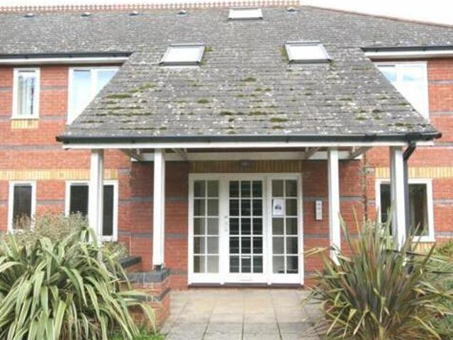 2 Bedroom Apartment For Rent In Sidney Street