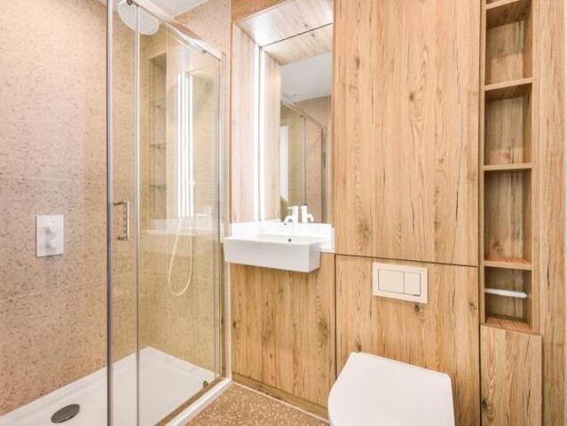 2 bedroom apartment for rent in Sidney Street London E1