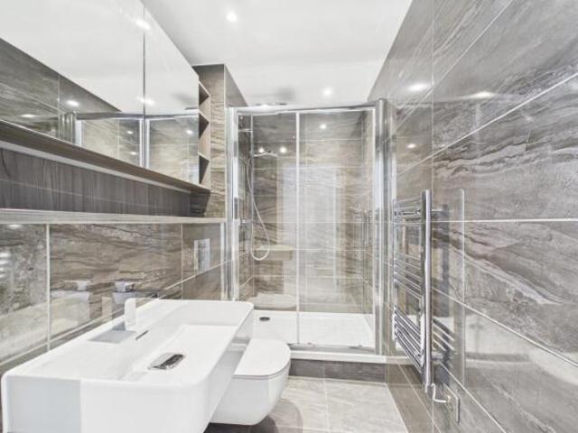2 bedroom apartment for rent in Silvercroft Street, Manchester, M15