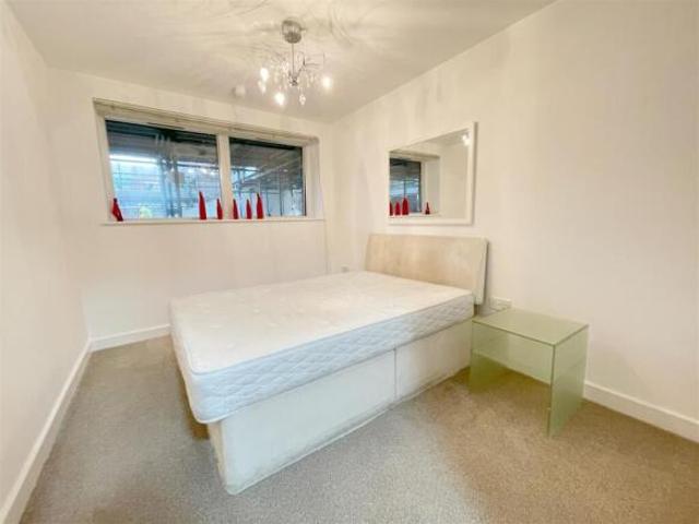 2 bedroom apartment for rent in Sinope, 58 Sherborne Street, B16