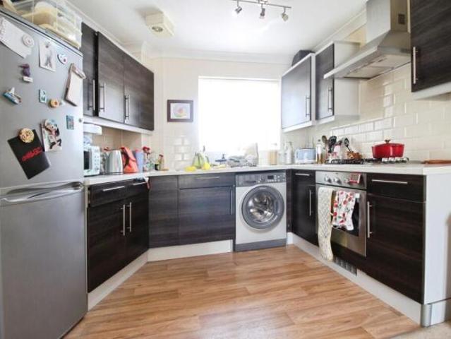 2 bedroom apartment for rent in Smart Close, Swindon, SN25