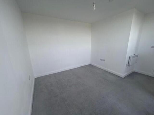 2 bedroom apartment for rent in Snowdrop Apartments, Luton, Beds, LU1