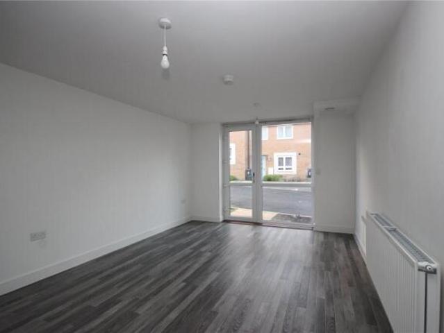 2 bedroom apartment for rent in Snowdrop Drive, Emersons Green, Bristol, BS16