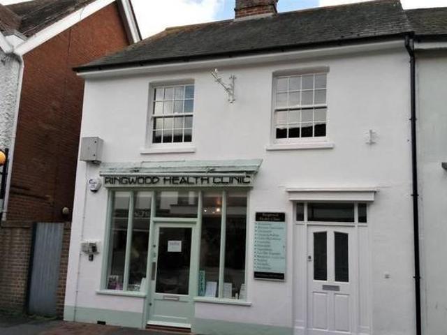 2 bedroom apartment for rent in Southampton Road Ringwood BH24