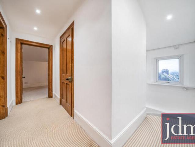 2 bedroom apartment for rent in Southend Crescent, London, SE9